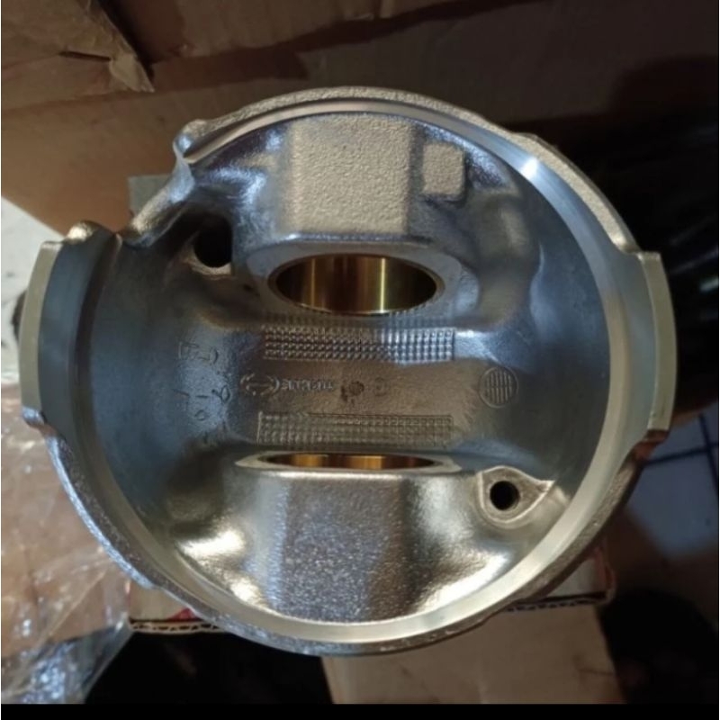 Jual PISTON HINO LOHAN JO8E JO8C SEHER HINO LOHAN 500 ASLI ORIGINAL ...