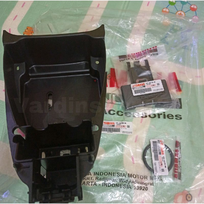 Jual Box Aki Box Bagasi Mio Sporty & Mio smile Assy Original Yamaha ...
