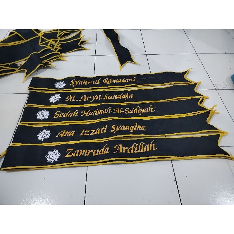 Jual SELEMPANG/SELENDANG WISUDA CUSTOME NAMA DAN LOGO GERATIS BORDIR ...