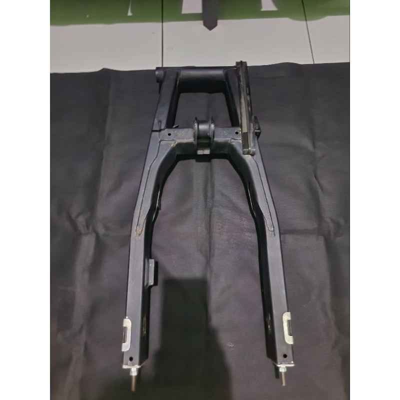 Jual Swing Arm Original Yamaha WR155 | Shopee Indonesia