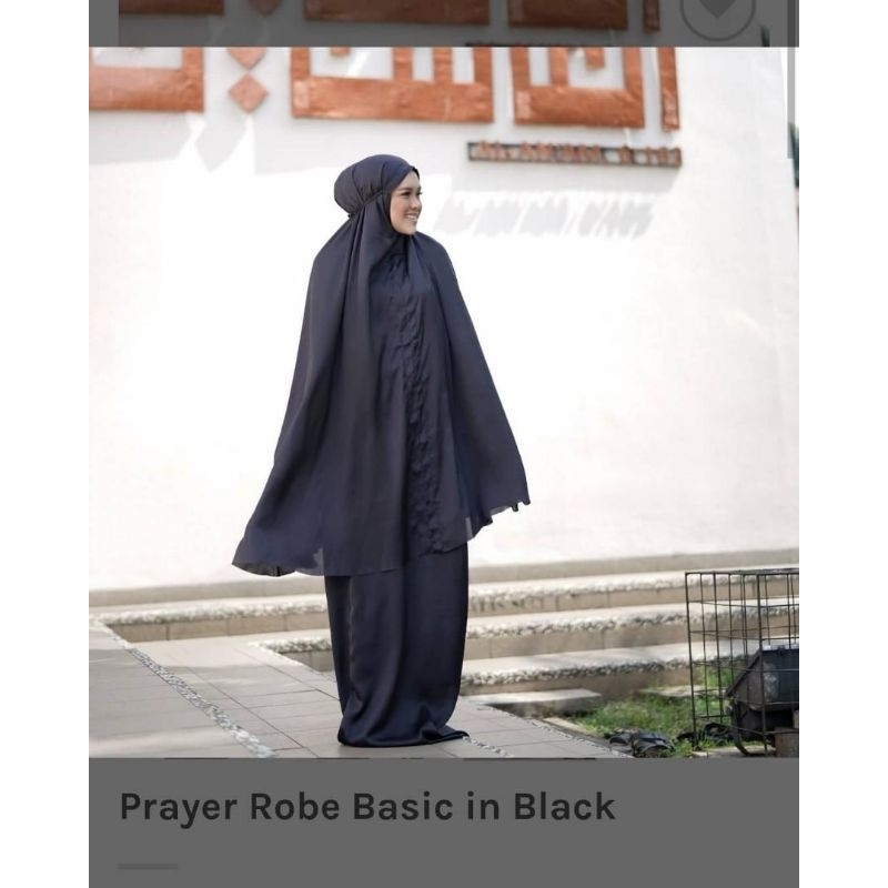 Jual Buttonscarves - Basic Prayer Robe Black | Shopee Indonesia