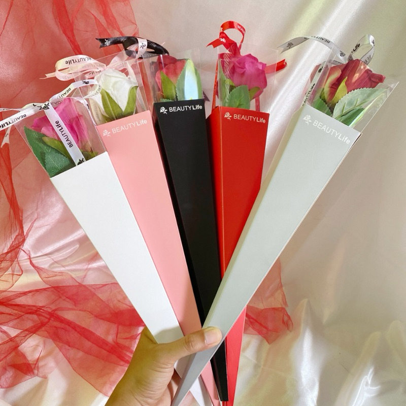 Jual Bunga Mawar Tangkai Box Gift Wisuda, Valentine, Ultah | Shopee ...