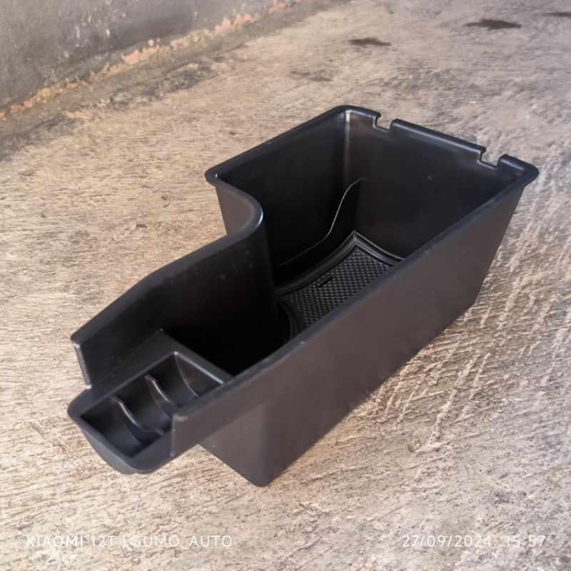 Jual console tray laci console box toyota raize dan daihatsu rocky ...