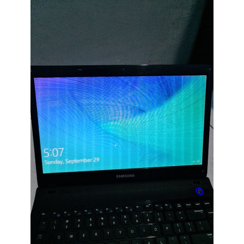 Jual Laptop Samsung NP300E core i3 ram 4 | Shopee Indonesia
