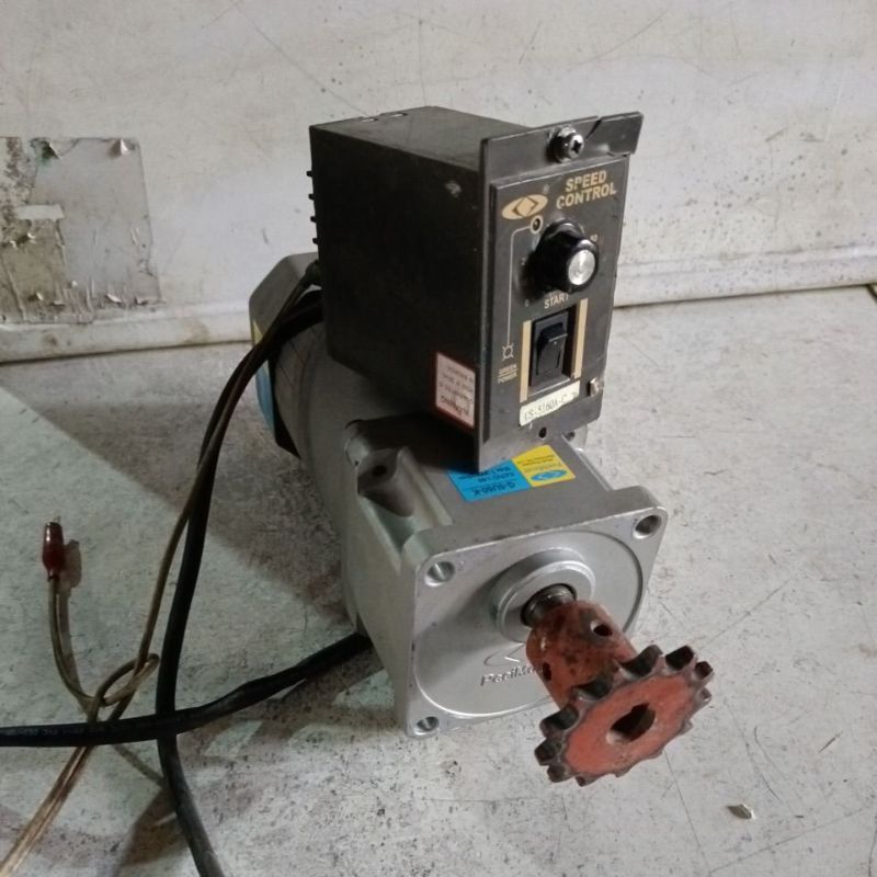 Jual Dinamo gear head motor peeimoGer 220V 150W racio 1:60 | Shopee ...