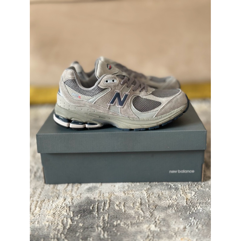 Jual NB 2002R Light Grey | Shopee Indonesia