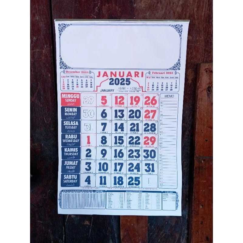 Jual New Year Kalender Dinding Bulanan Tahun 2025 / Kalender umum 2025 ...