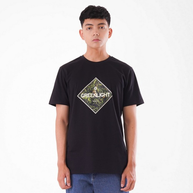 Jual Greenlight Kaos Pria Lengan Pendek Regular Fit Katun Berlin OL-CG070424 | Shopee Indonesia