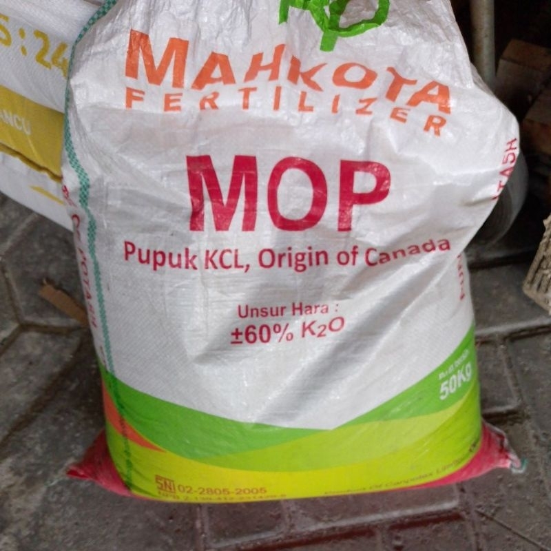 Jual PUPUK KCL MAHKOTA MOP 1 KG ORIGINAL | Shopee Indonesia
