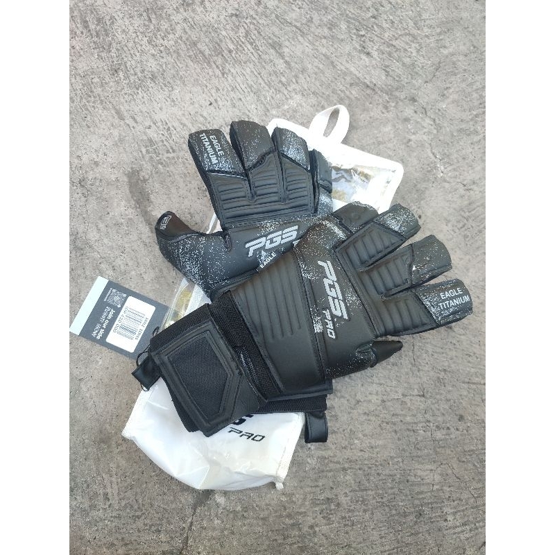 Jual Sarung Tangan Kiper PGS PRO EAGLE Original | Shopee Indonesia
