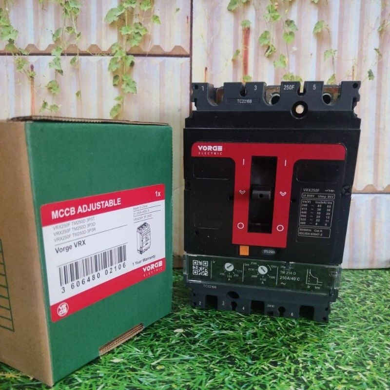 Jual MCCB Breaker adjustable VORGE VRX250F 3P 250A 200A 3Pole 3Phase setara NSX250F 3 P 3 Pole 3 ...