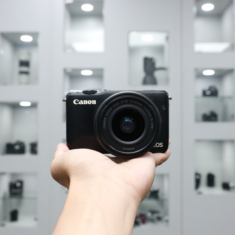 Jual Canon Eos M10 Kit 15-45mm F3.5-6.3 IS STM Murah | Shopee Indonesia