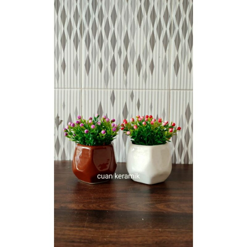 Jual Vas/pot bunga keramik segi enam | Shopee Indonesia