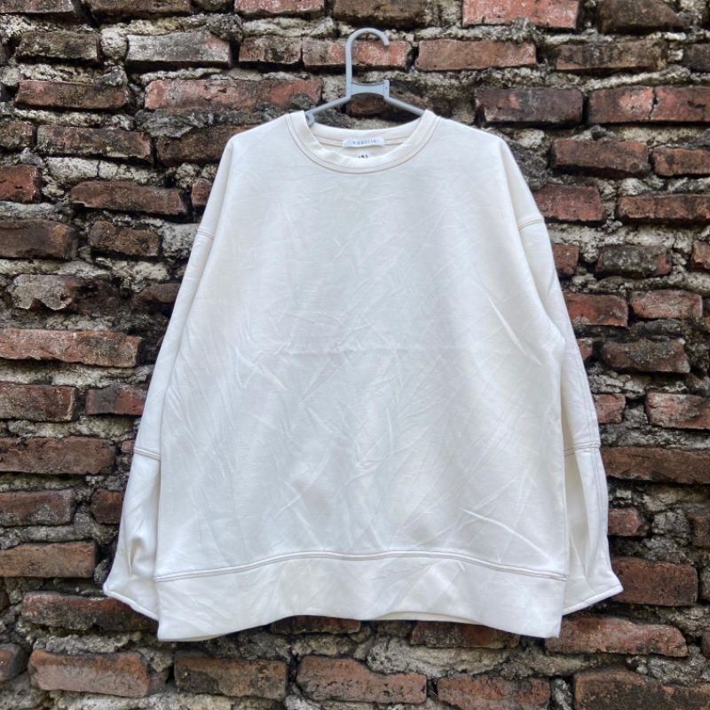 Jual crewneck branded second (A192B) | Shopee Indonesia