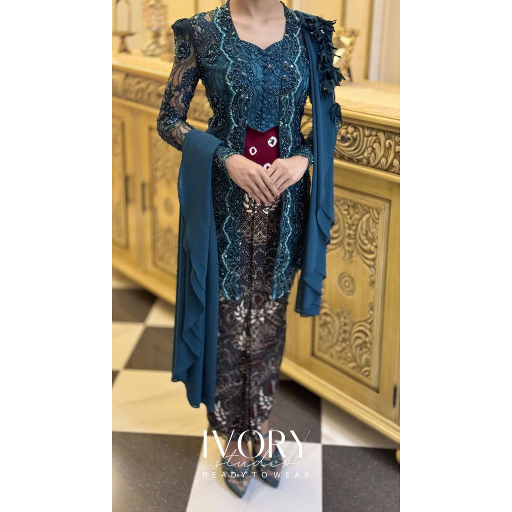 Jual Bahtera | Serimpi Kutubaru Kebaya in Deep Tosca | Shopee Indonesia