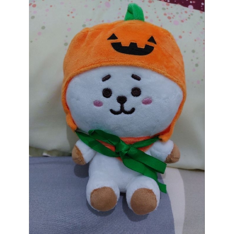 Jual Doll BT21 RJ BTS JIN Basic Plush plus topi pumpkin | Shopee Indonesia