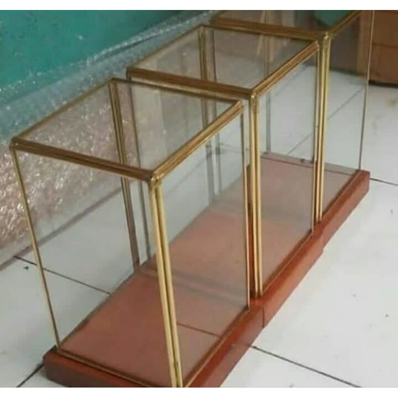 Jual (FREE PACKING KAYU) BOX DISPLAY MAHAR TERARIUM UK 12X22 | Shopee ...