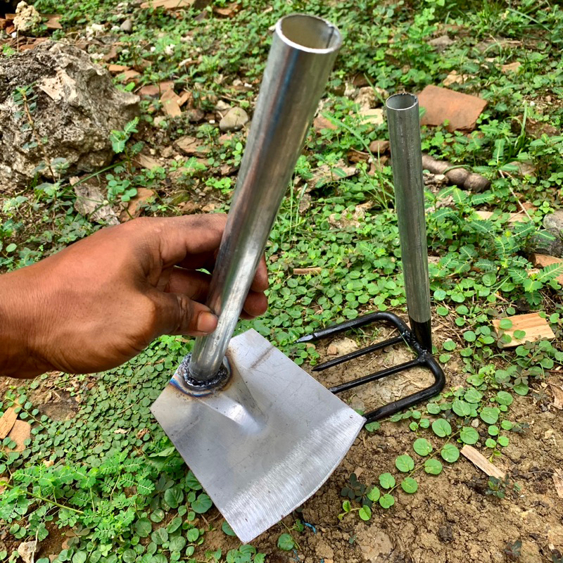 Jual Paket berkebun cangkul dan garukan ukuran sedang - Cangkul sawah ...