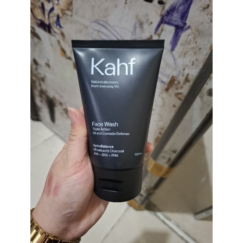 Jual Kahf Facial Triple Action Oil and Comedo Defense hitam Sabun wajah ...