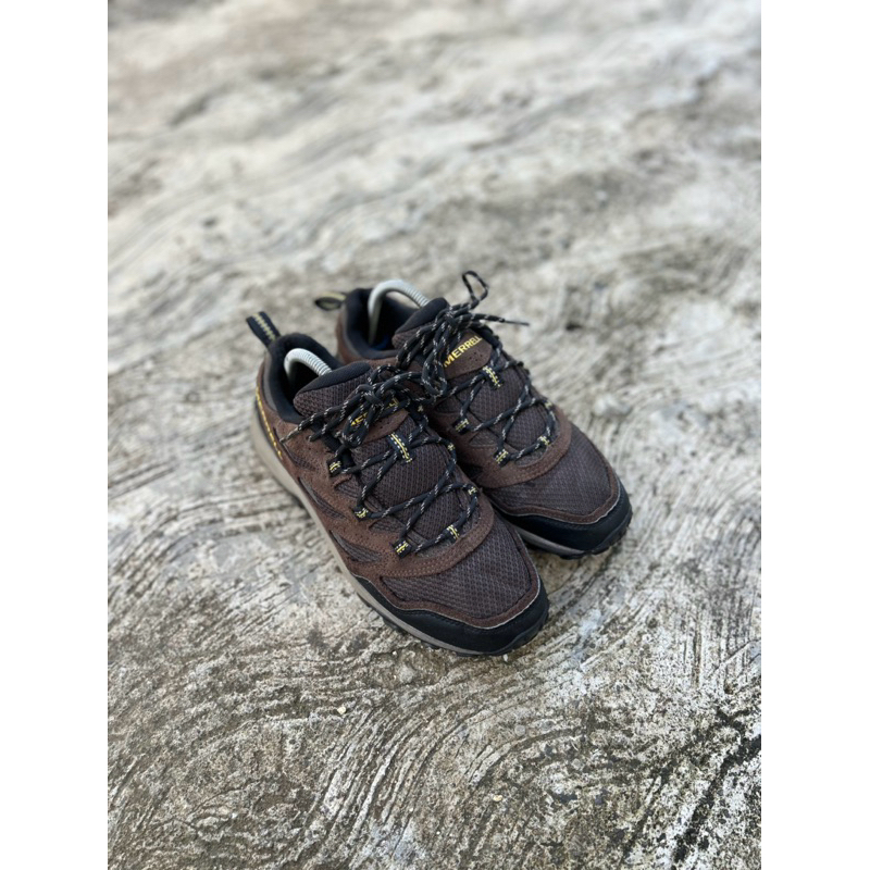 Jual Sepatu gunung second original marrell | Shopee Indonesia