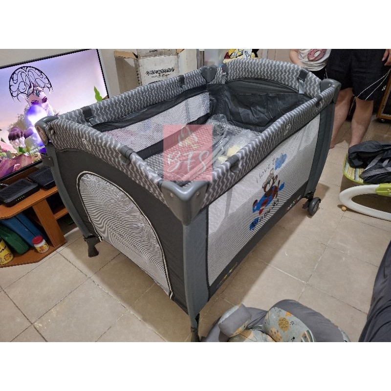 Jual PRELOVED Box Bayi Pliko Creative Baby Rocking Playard B818LR Warna ...