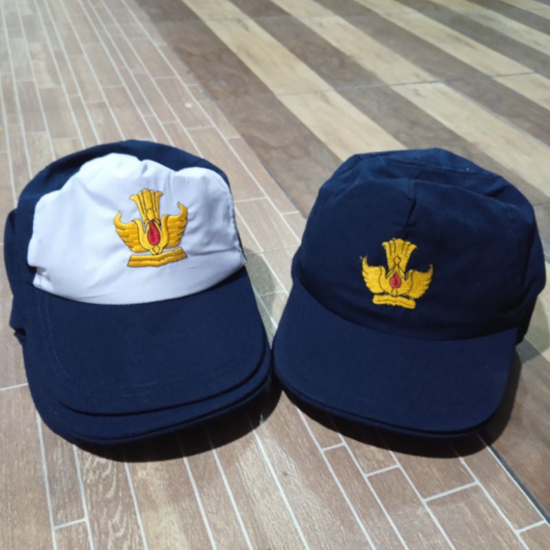 Jual TOPI SEKOLAH SMP / JUNIOR HIGH SCHOOLS LOGO BORDIR DAN KARET ...
