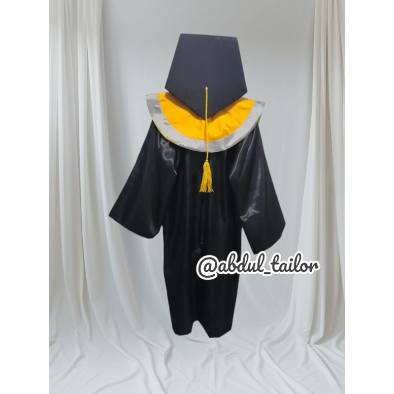 Jual BAJU TOGA WISUDA DEWASA_tanpa selendang/kalung_warna sleber dan ...