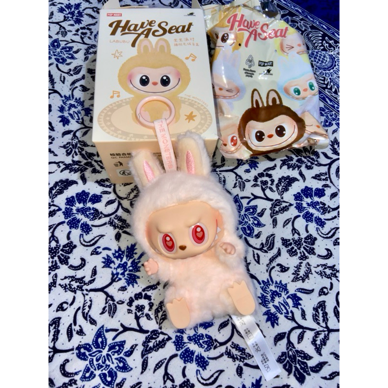 Jual Labubu V2 Have a seat Dada Pink Selected Popmart !! | Shopee Indonesia