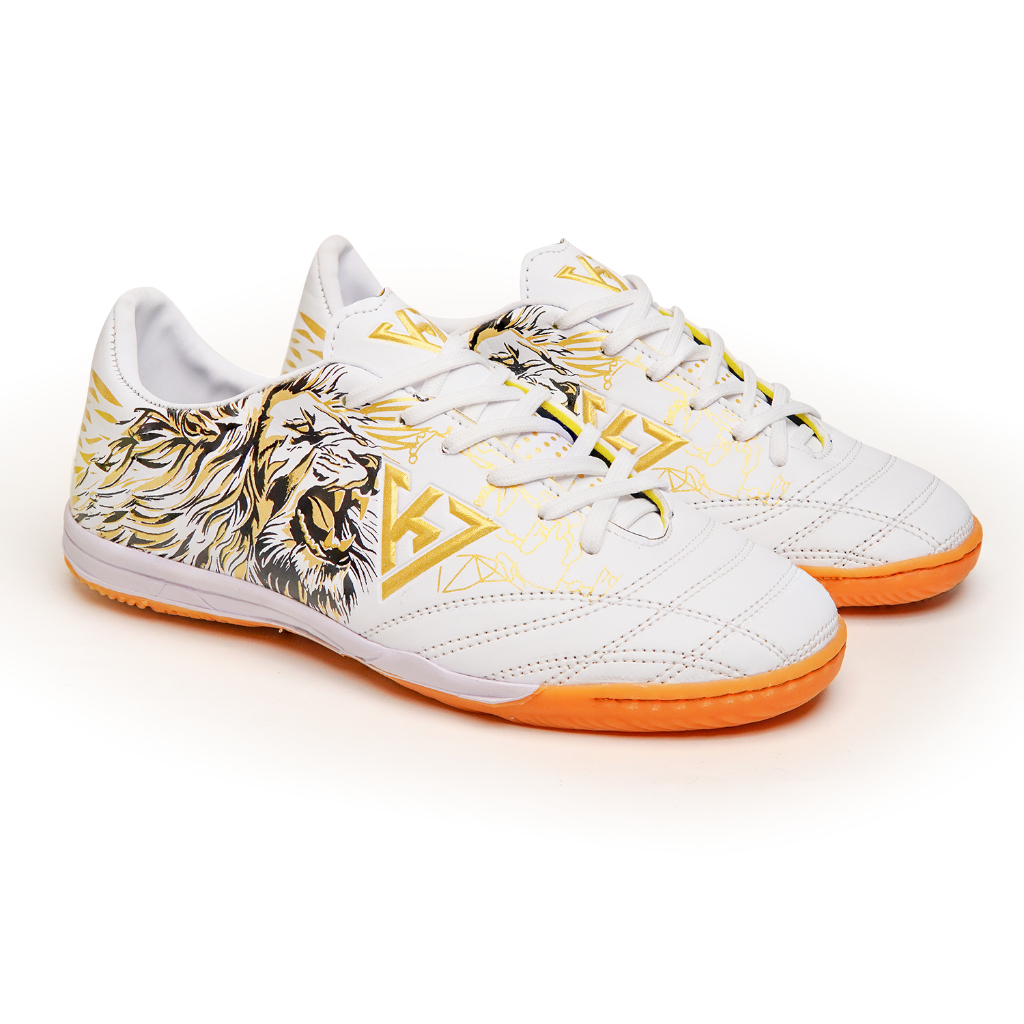Jual Sepatu Futsal K7 Brand Lion IC White Gold Dewasa dan anak-anak ...