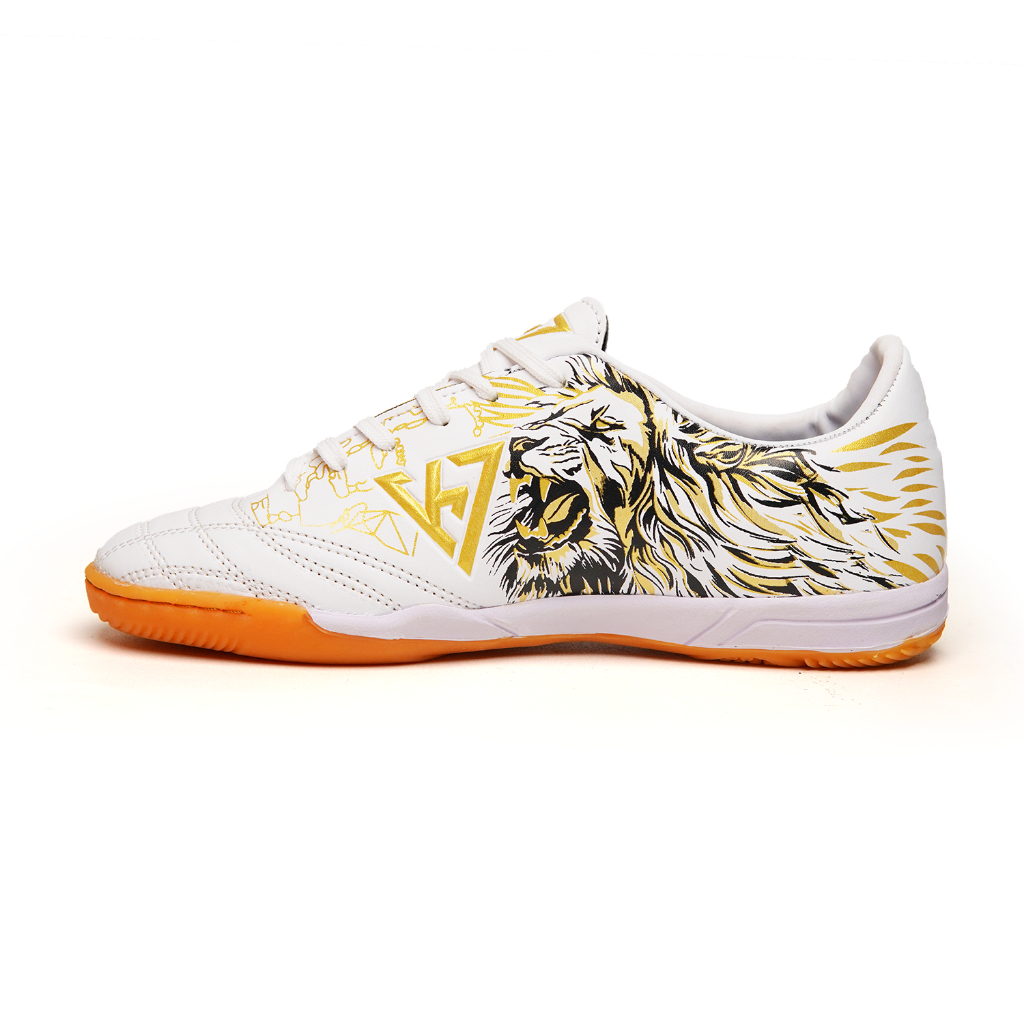 Jual Sepatu Futsal K7 Brand Lion IC White Gold Dewasa dan anak-anak ...