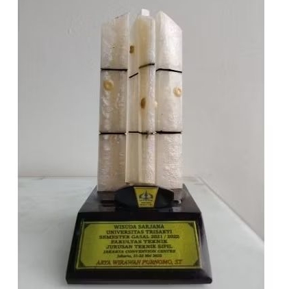 Jual Plakat Vandel Resin model 4 Tugu Universitas Trisakti | Shopee ...