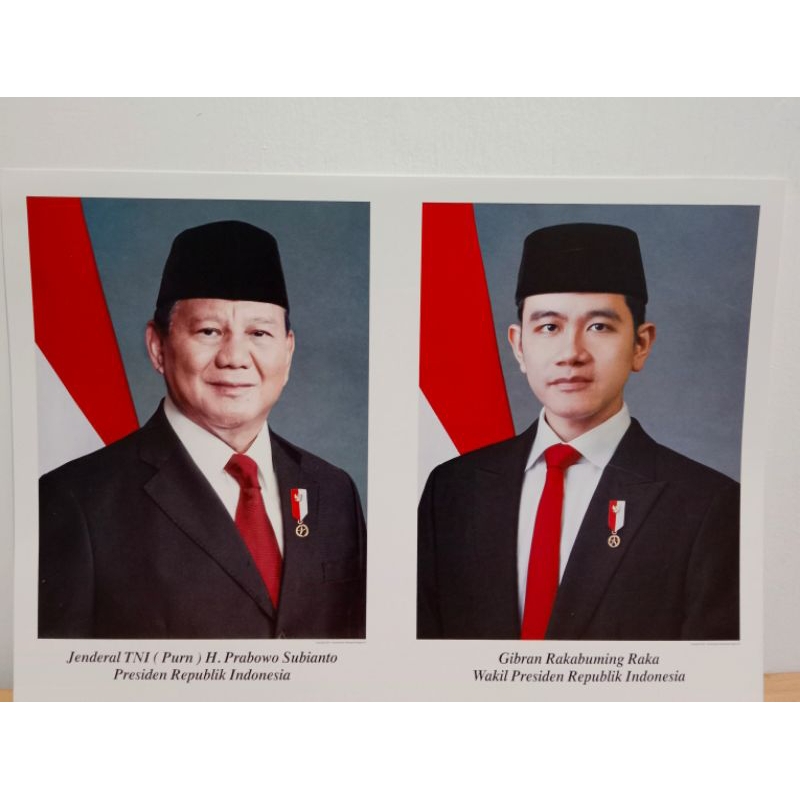 Jual poster presiden prabowo dan gibran / uk 34 x 48 cm/ 1 lembar ada 2 poto | Shopee Indonesia