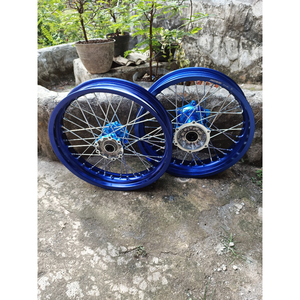 Jual Roda Set Supermoto Yamaha WR155 Ring 17 Tanpa Ban Wheelset SUMO WR ...