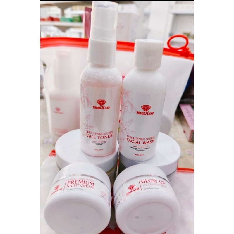 Jual MAXIE GLOW SKINCARE / PAKET WAJAH MAXIE GLOW ORIGINAL | Shopee ...