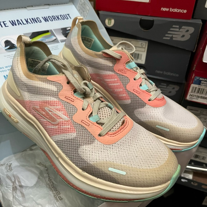 Jual Skechers Arch fit Hyper Burst Go Walk Workout Walker Women ...