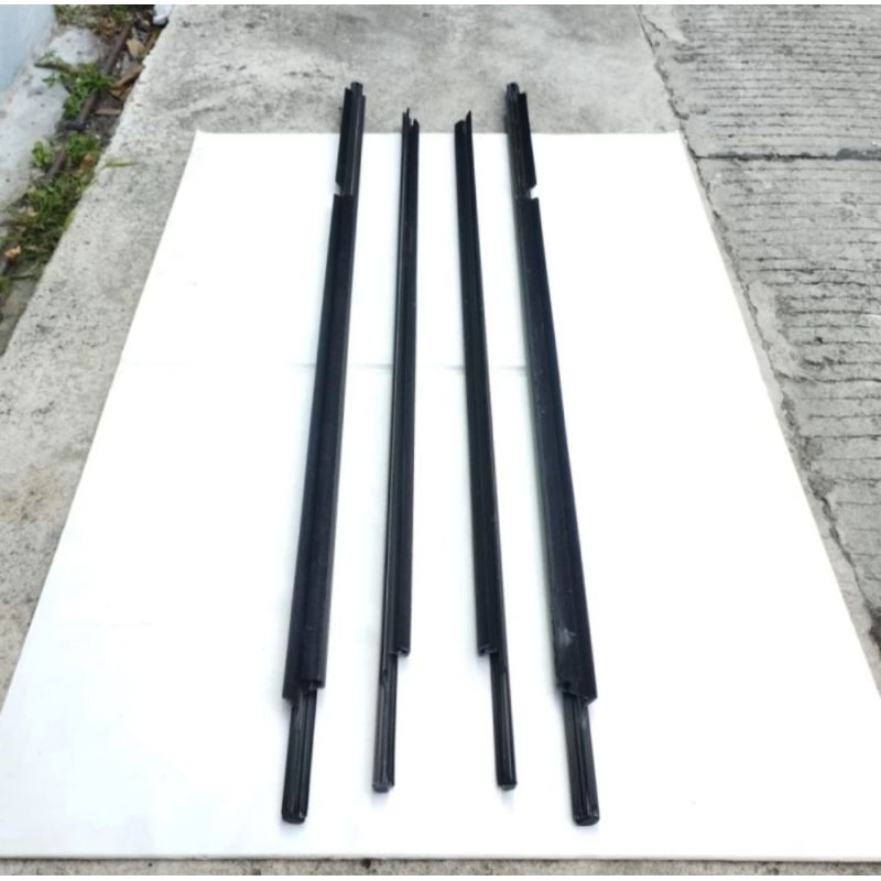 Jual Pelipit list kaca pintu luar Corolla Altis 2004-2007 1 set 4 pintu ...