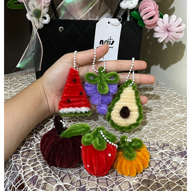 Jual NAIS keychain - fruit / gantungan kunci buah lucu aesthetic | Shopee Indonesia