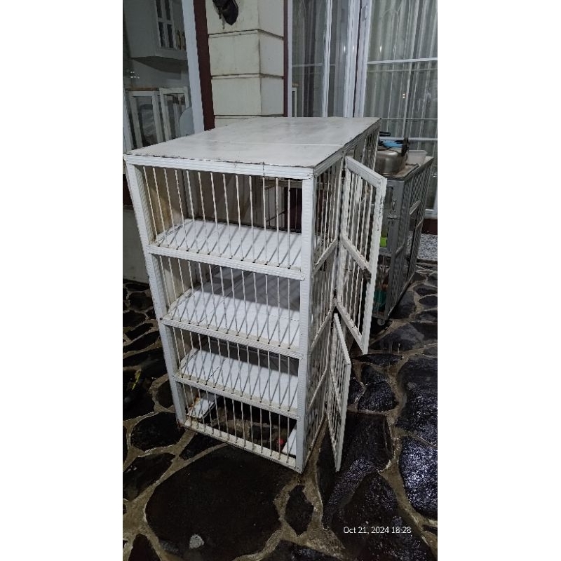 Jual Kandang Kucing tingkat + Free Kucing Angora putih | Shopee Indonesia