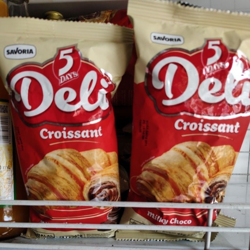 Jual Deli Croissant savoria roti milky choco 45 gr | Shopee Indonesia
