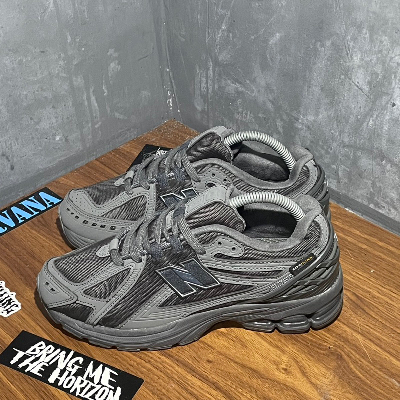 Jual Sepatu NB 1906R cordura second | Shopee Indonesia