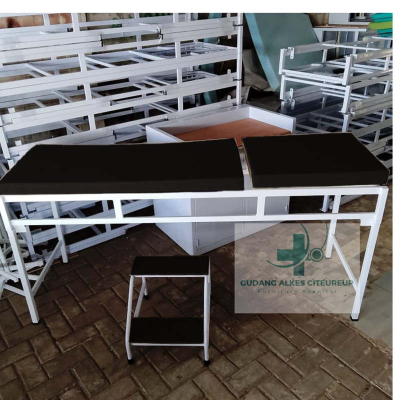 Jual Ranjang UKS/Meja Periksa Pasien/Bed Periksa Pasien PLUS TANGGA ...