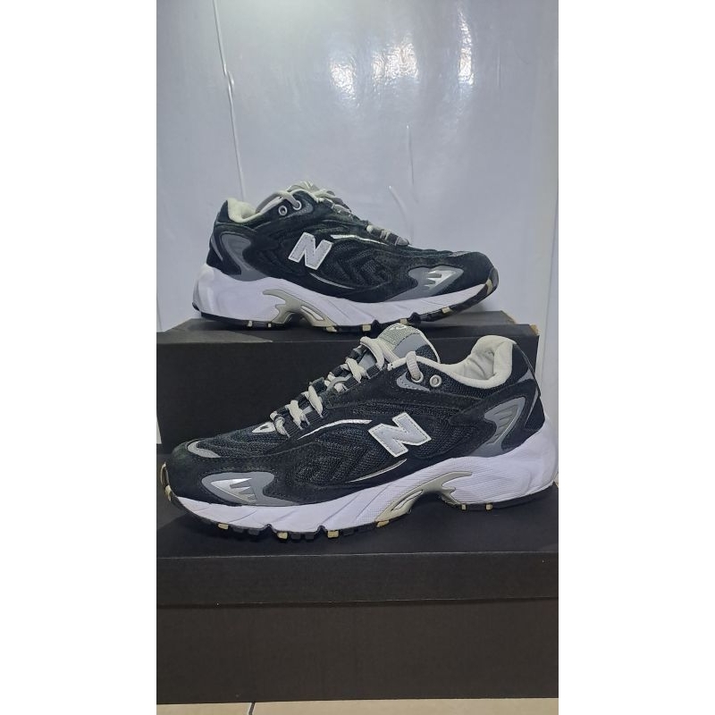Jual NEW BALANCE 750 / NB 725 BLACK | Shopee Indonesia