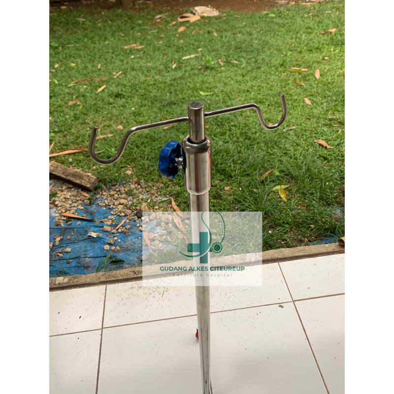Jual TIANG INFUS KAKI 3 BAHAN STAINLESS STEEL | Shopee Indonesia