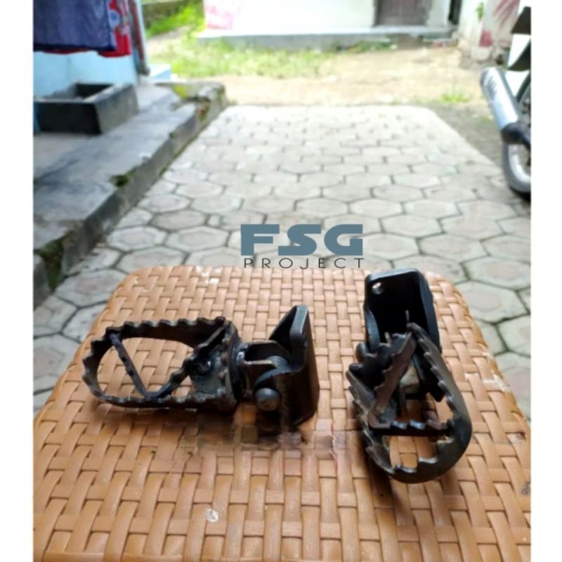 Jual FOOTSTEP STEP TRAIL LEBAR VARIASI MODIFIKASI GTX | Shopee Indonesia
