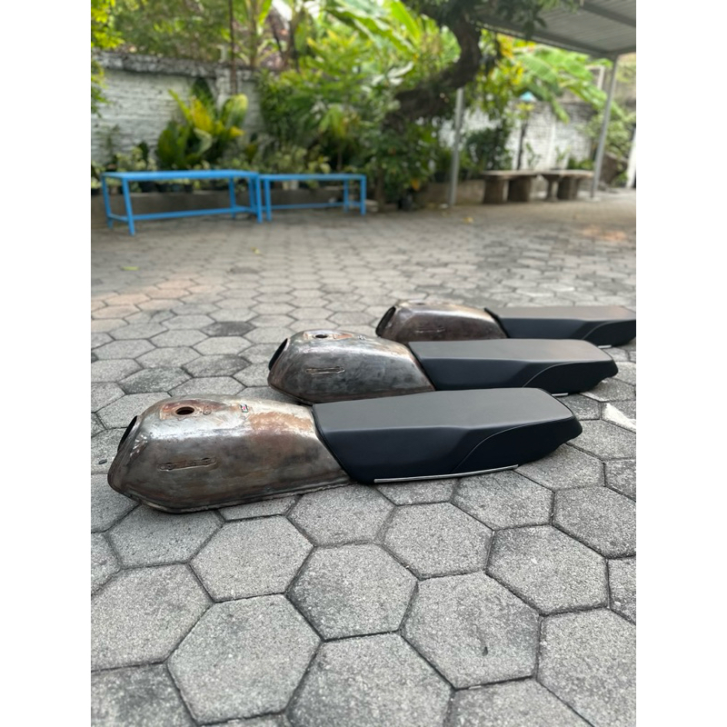 Jual Tangki GL PRO Nat Lurus set Jok Sritt Siap Pakai | Shopee Indonesia