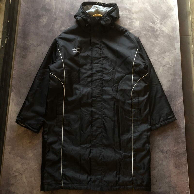 Jual Outdoor Jacket Mizuno Hakone Ekiden Second Big Size JUMBO Size XXL,Outdoor jacket hitam ...