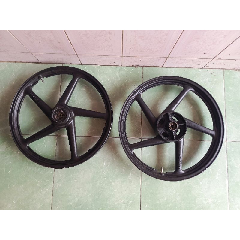 Jual velg suzuki rk cool original enkei second | Shopee Indonesia