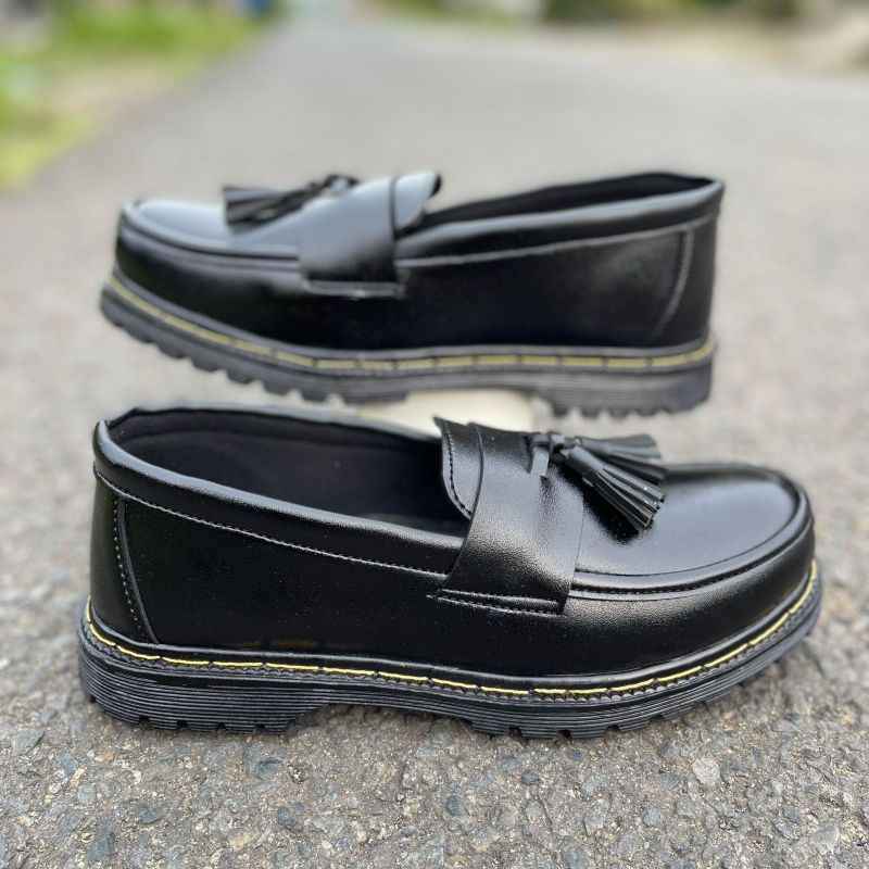 Jual SEPATU DOCKMART PRIA/SEPATU DOCKMART TALI | Shopee Indonesia