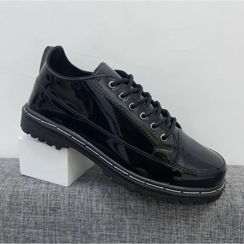 Jual Sepatu Docmart Terlengkap & Harga Terbaru Mei 2026 | Shopee Indonesia