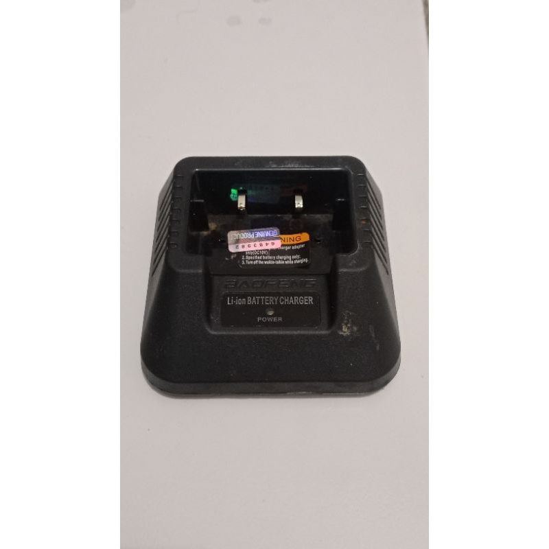 Jual ANEKA CHARGER HT , MANGKOK CAS HT BAOFENG | Shopee Indonesia